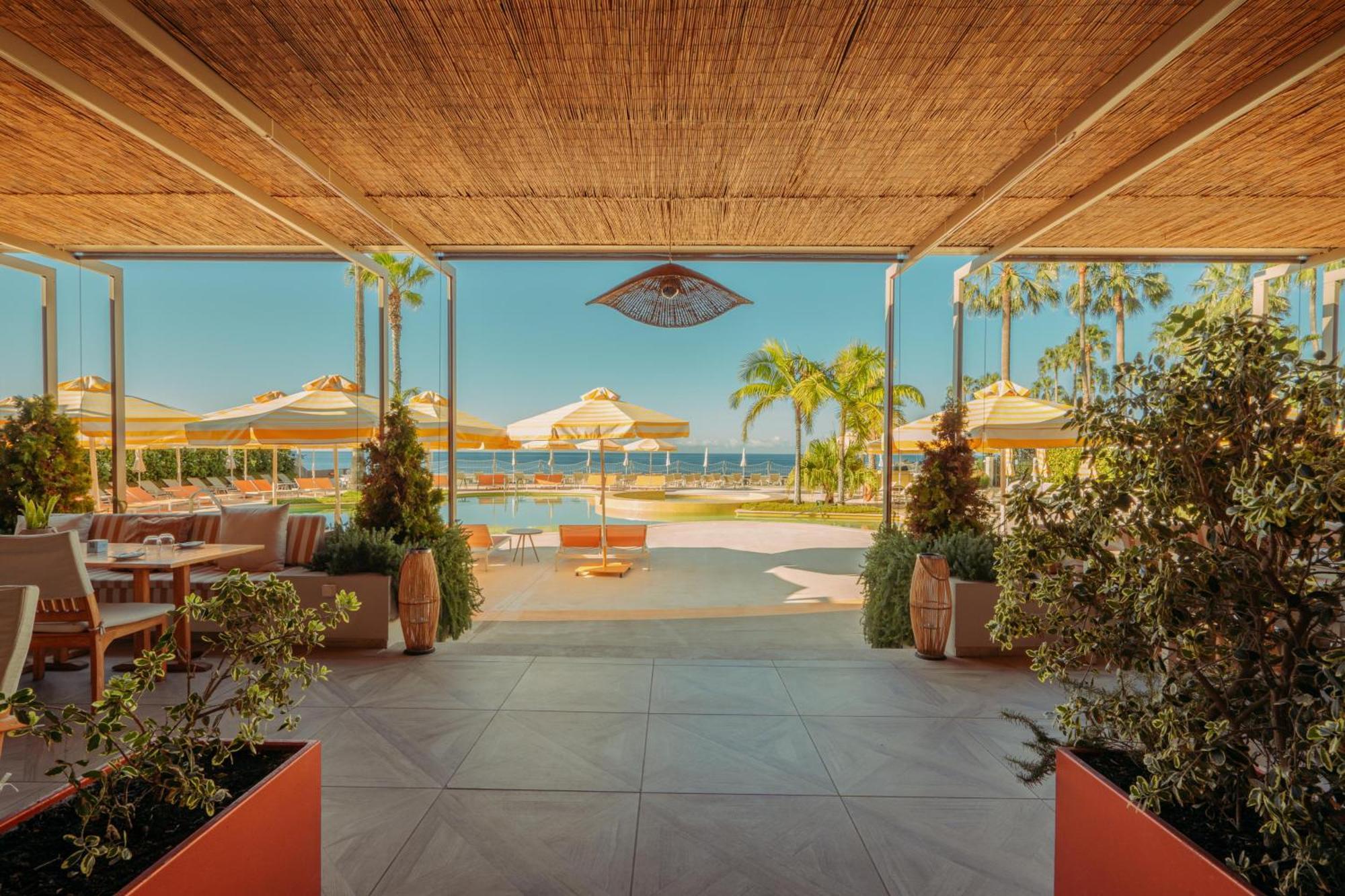 NEXT HOTEL FUNCHAL: BOOK YOUR STAY IN FUNCHAL AND ENJOY GREAT RATES
